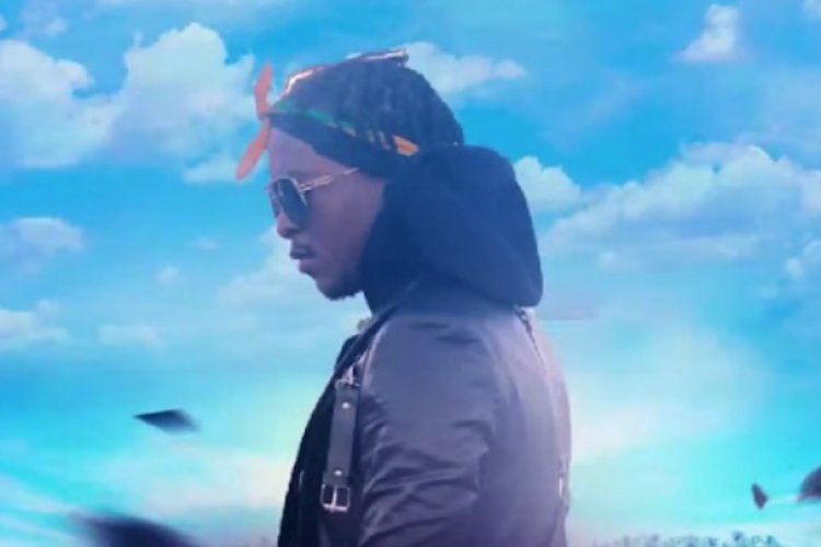 Charly Black & Bahamian Female Singer It's Dia Collab On "Sunday To ...